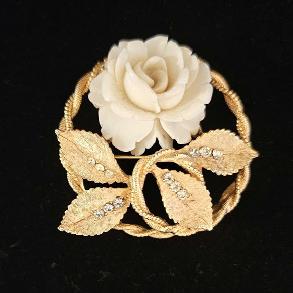 BSK | Jewelry | Bsk White Rose And Pave Crystal Gold Tone Broach Vtg | Poshmark